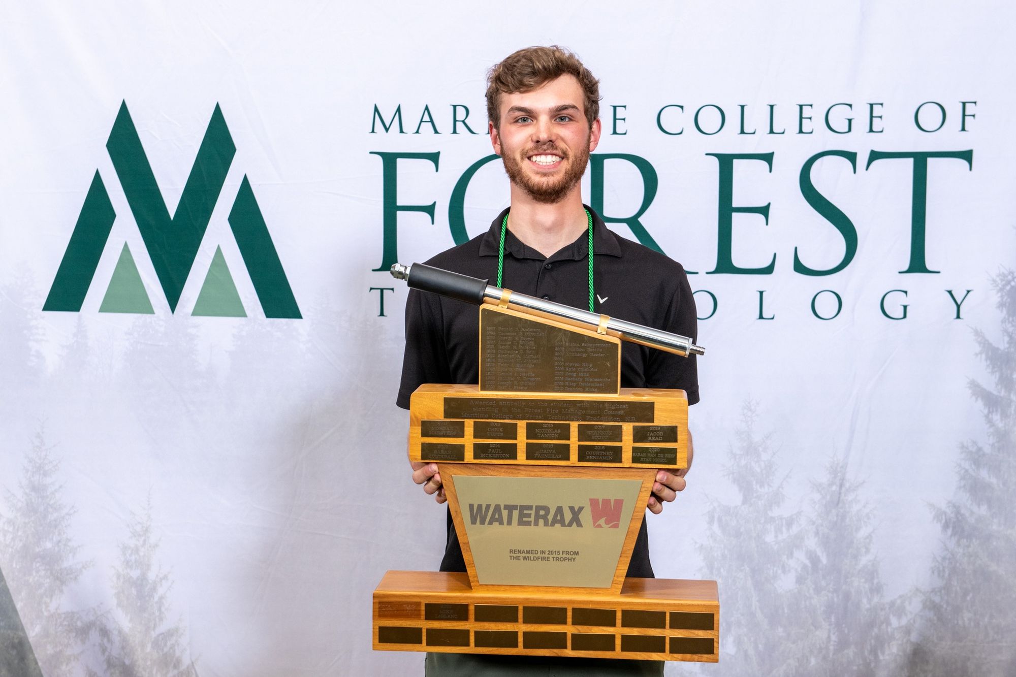 Riley MacLeod the recipient of the #WATERAX Award
